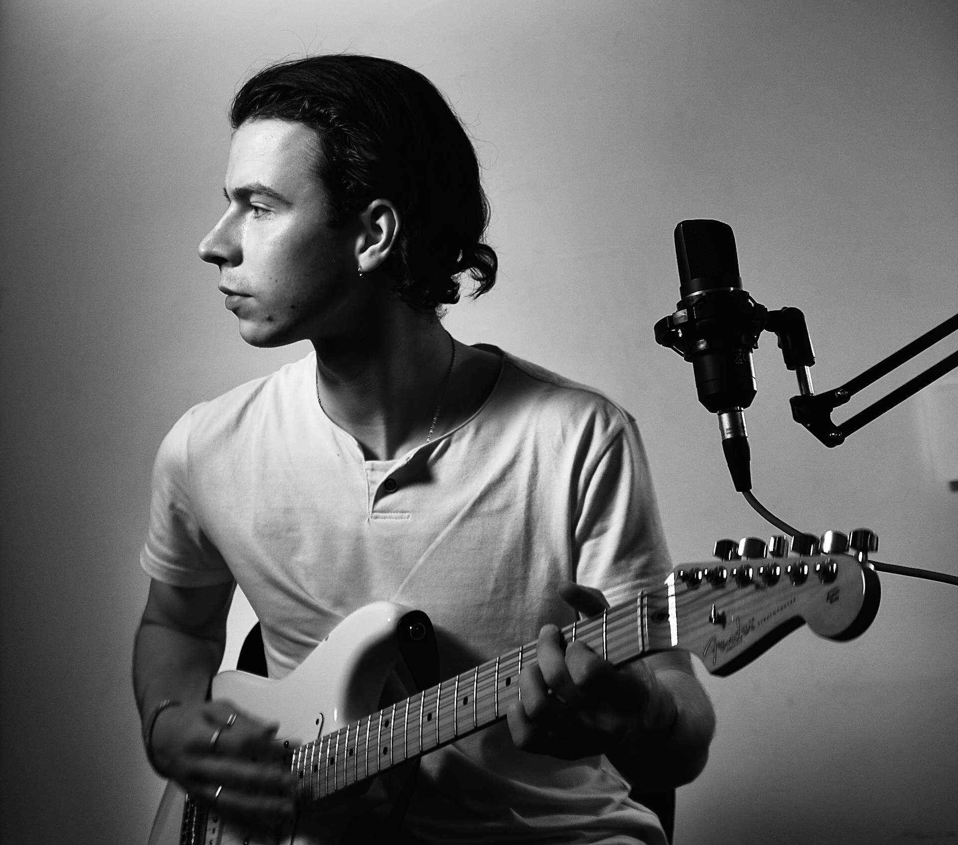 Ned Moss reflexiona sobre la salud mental en «Capsized» (UK) – R+