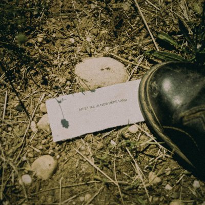 Timmy Skelly evoca el Midwest en el nostálgico himno ‘Nowhere Land’ (EE ...